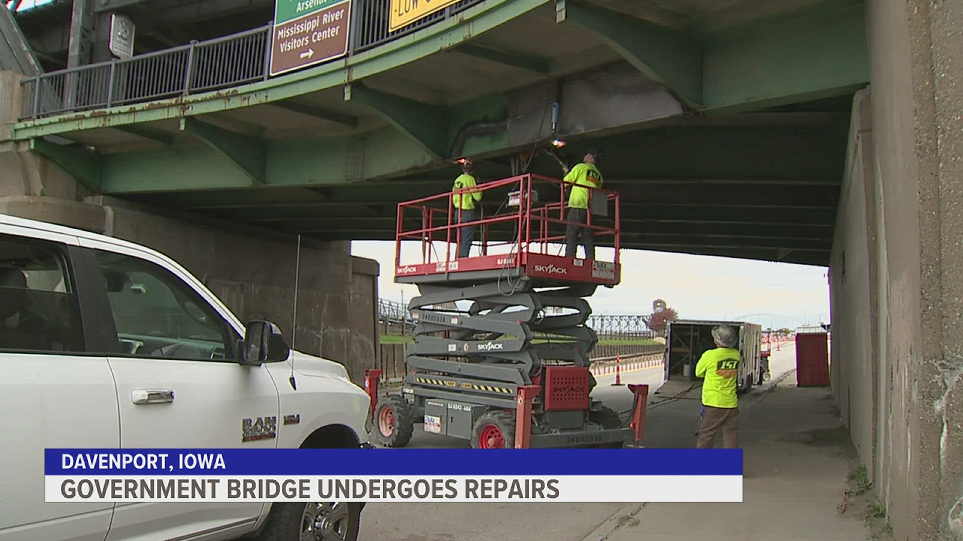 Crews repairing damaged beams on Government Bridge | wqad.com