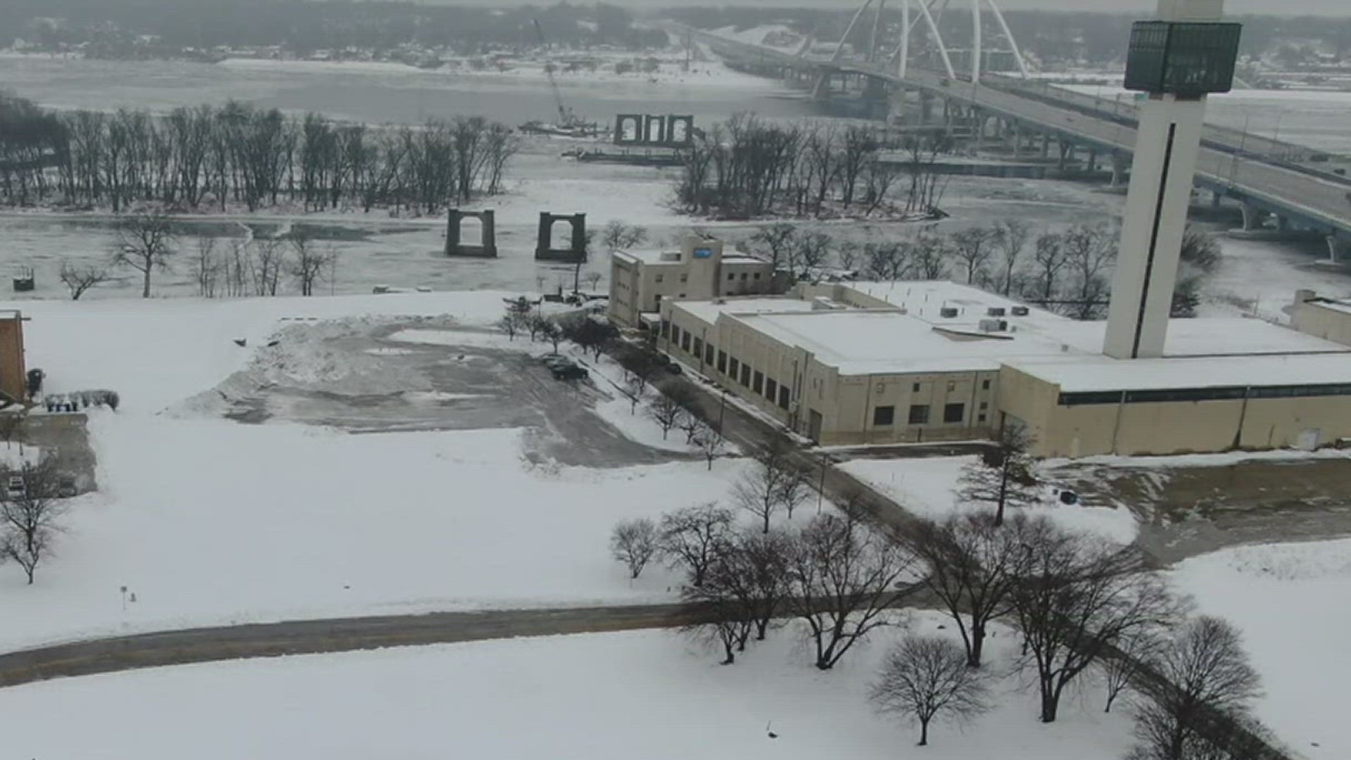 City of Moline approves purchase of IDOT land near I-74 bridge | wqad.com