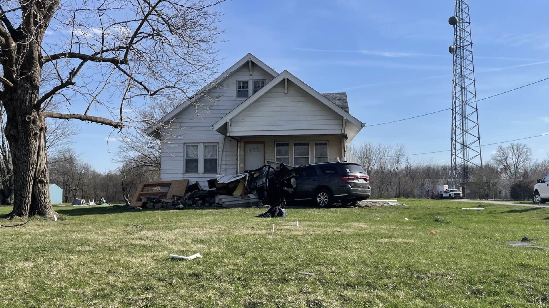 Silvis home damaged after car crashes into it | wqad.com