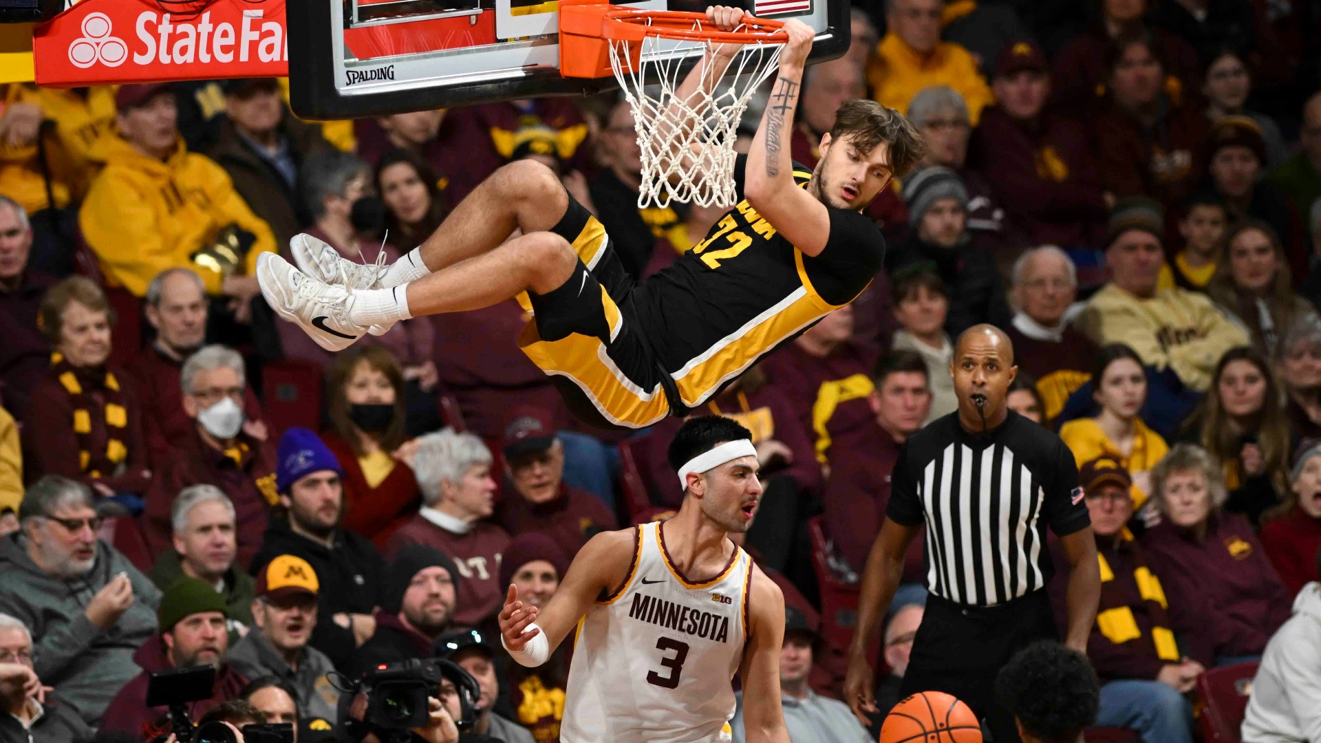 Moline-native, Iowa's Freeman earns sixth Big Ten honor | wqad.com