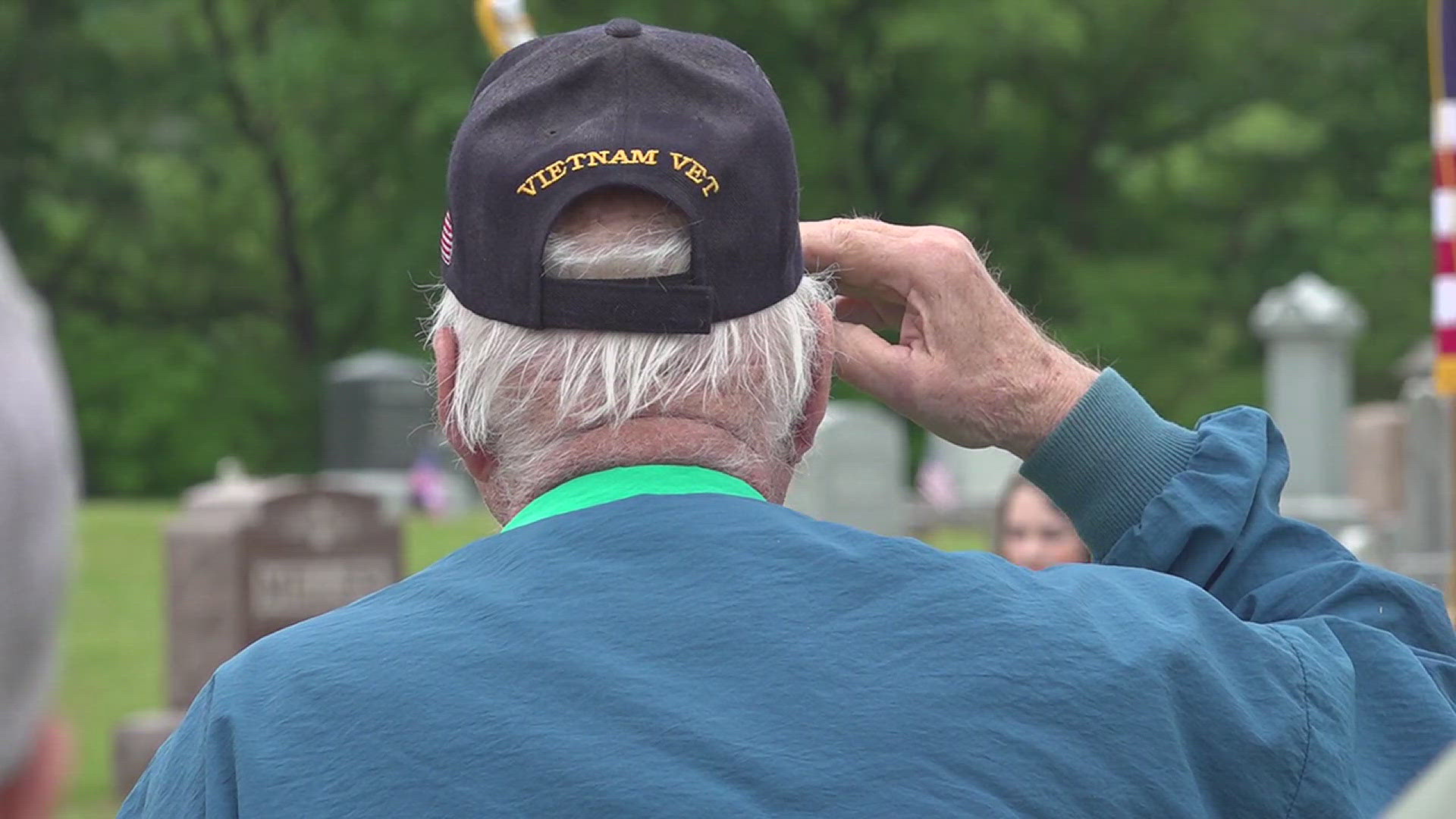 Communities across the Quad Cities area recognize Memorial Day | wqad.com