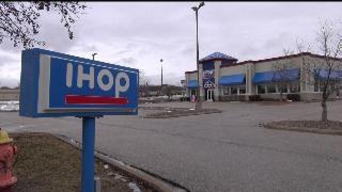 IHOP Employees Say They Had No Notice About Closing | wqad.com