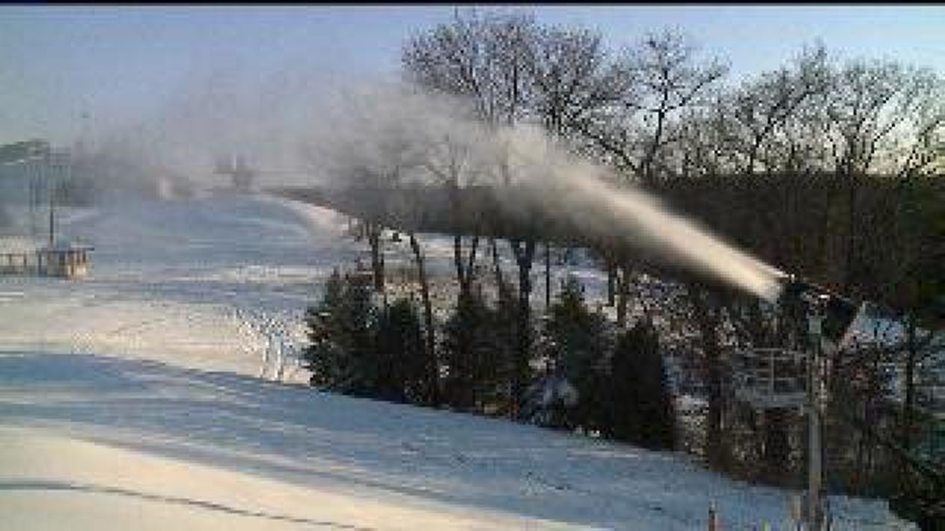Ski Snowstar hopes cold temps stick around | wqad.com