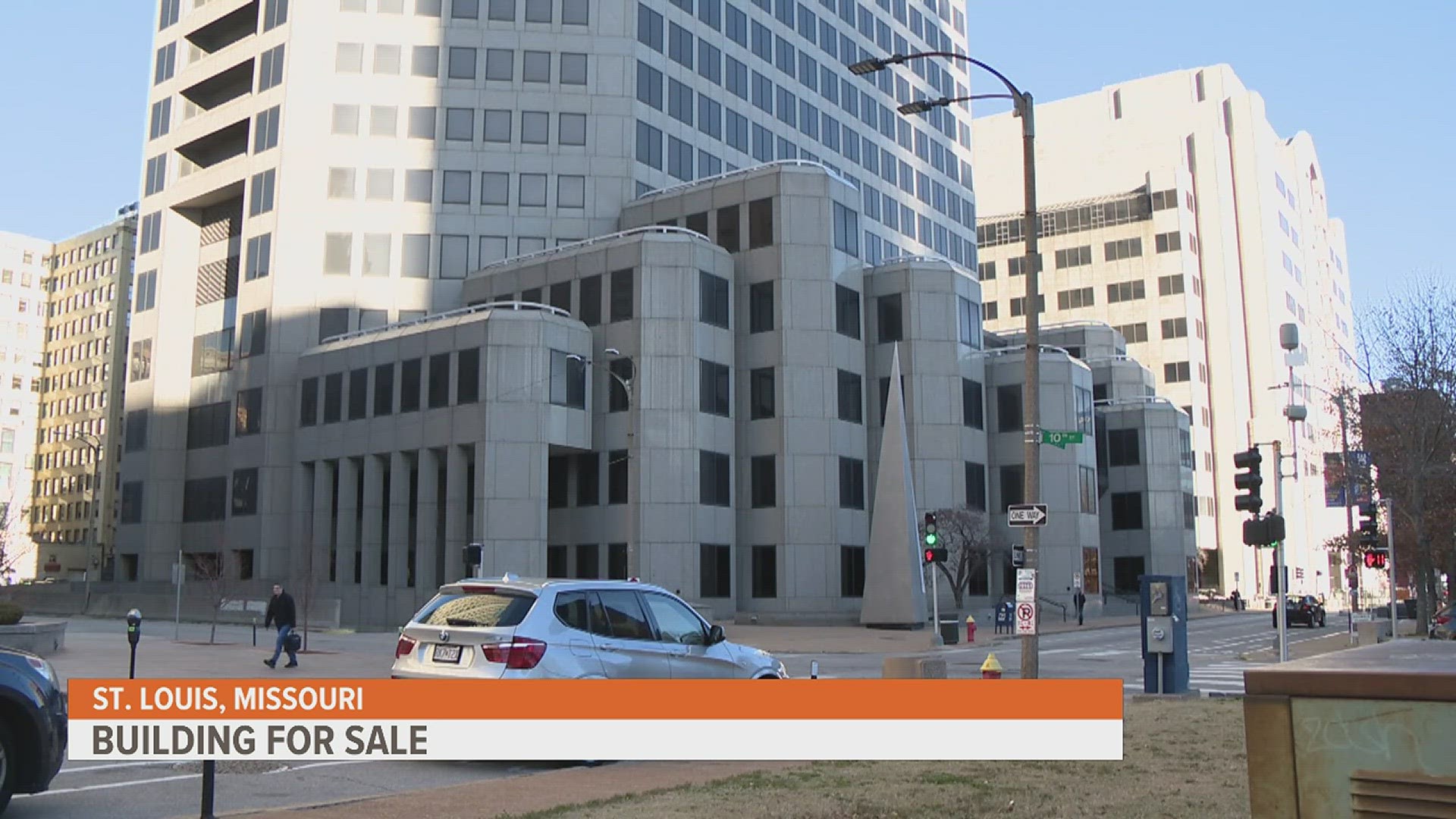 St. Louis' tallest skyscraper up for auction again | wqad.com