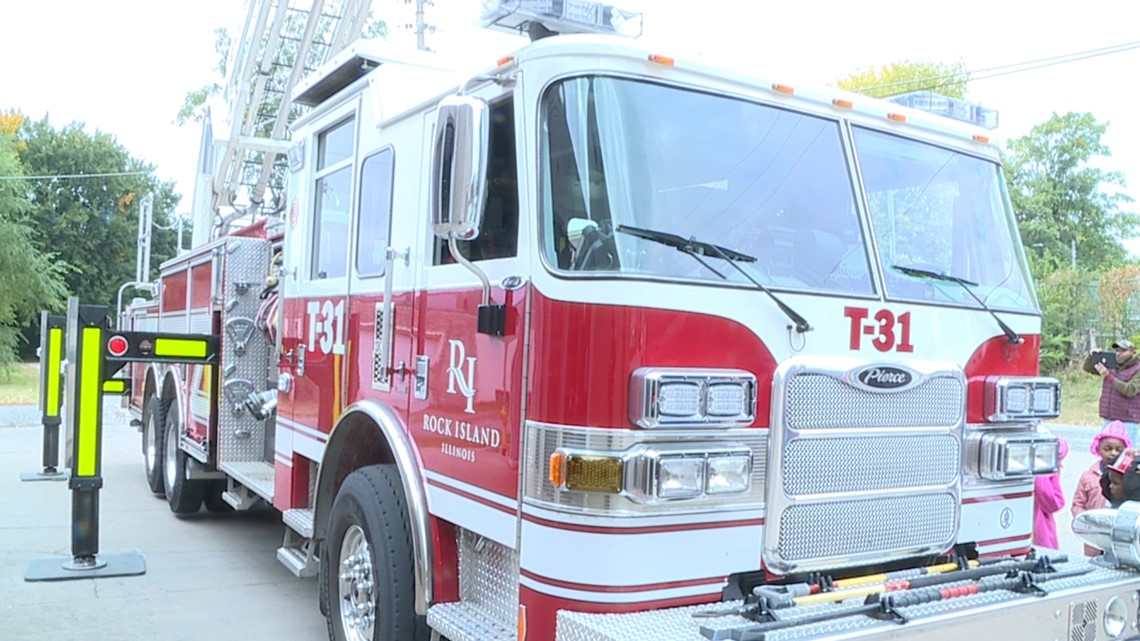 John Deere lays off about 600 employees in Davenport, East Moline ...