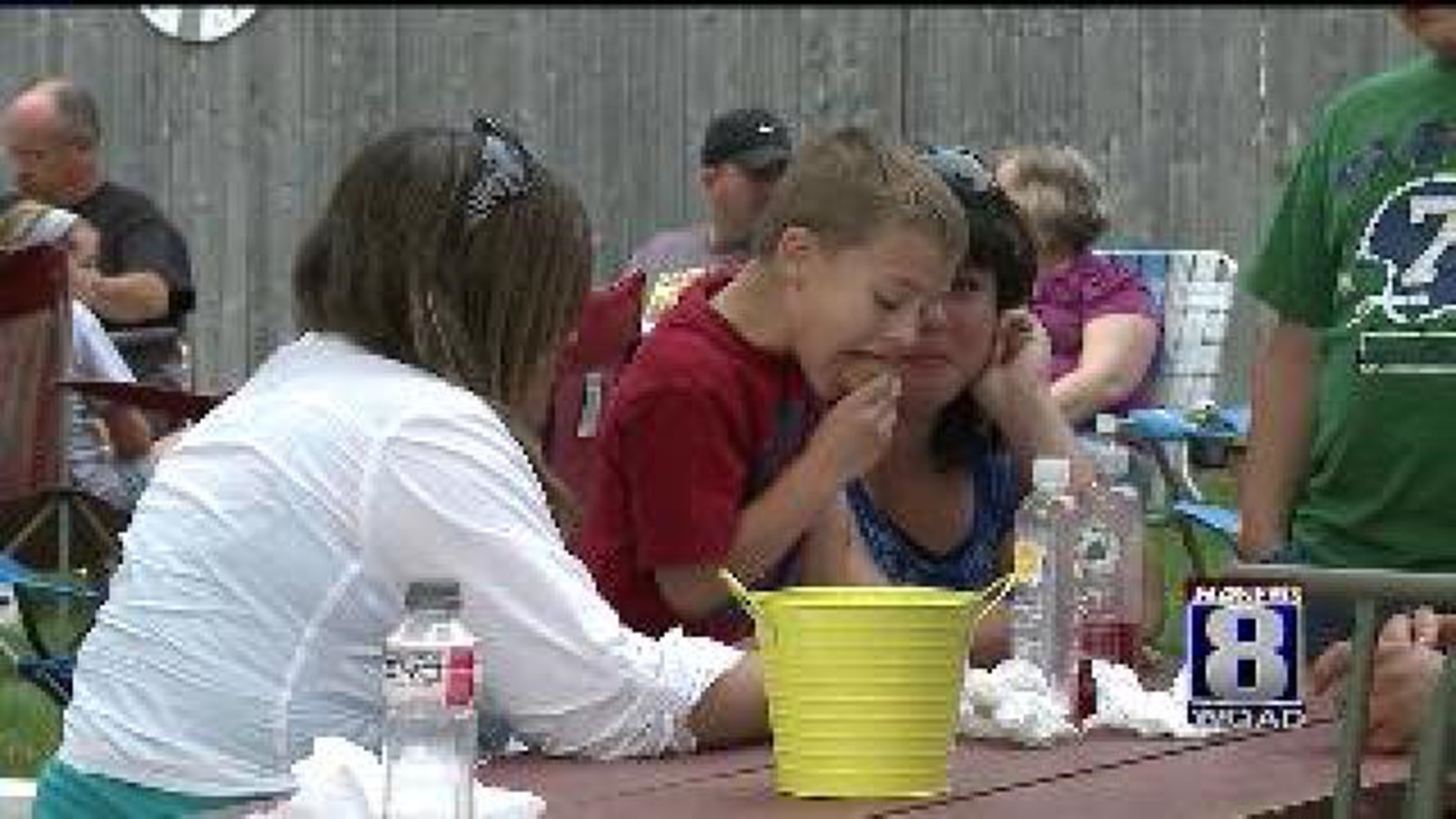 Community Fish Fry Becomes a Food Drive | wqad.com