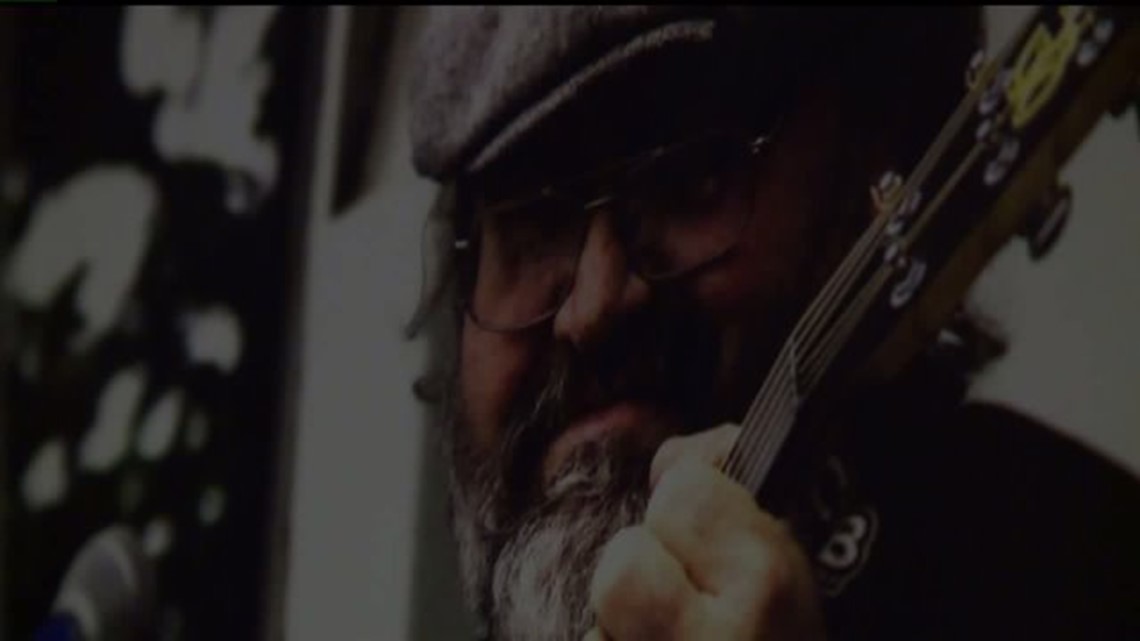 The community pays tribute to Ellis Kell | wqad.com