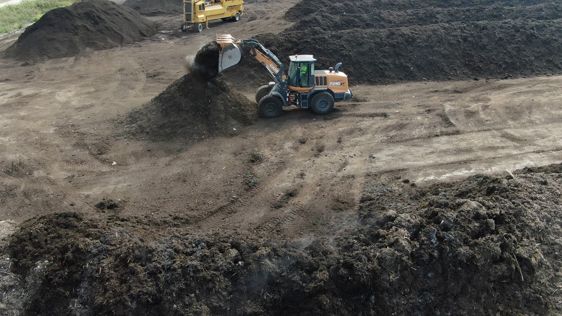 Only two large-scale sites in Iowa compost food scraps | wqad.com