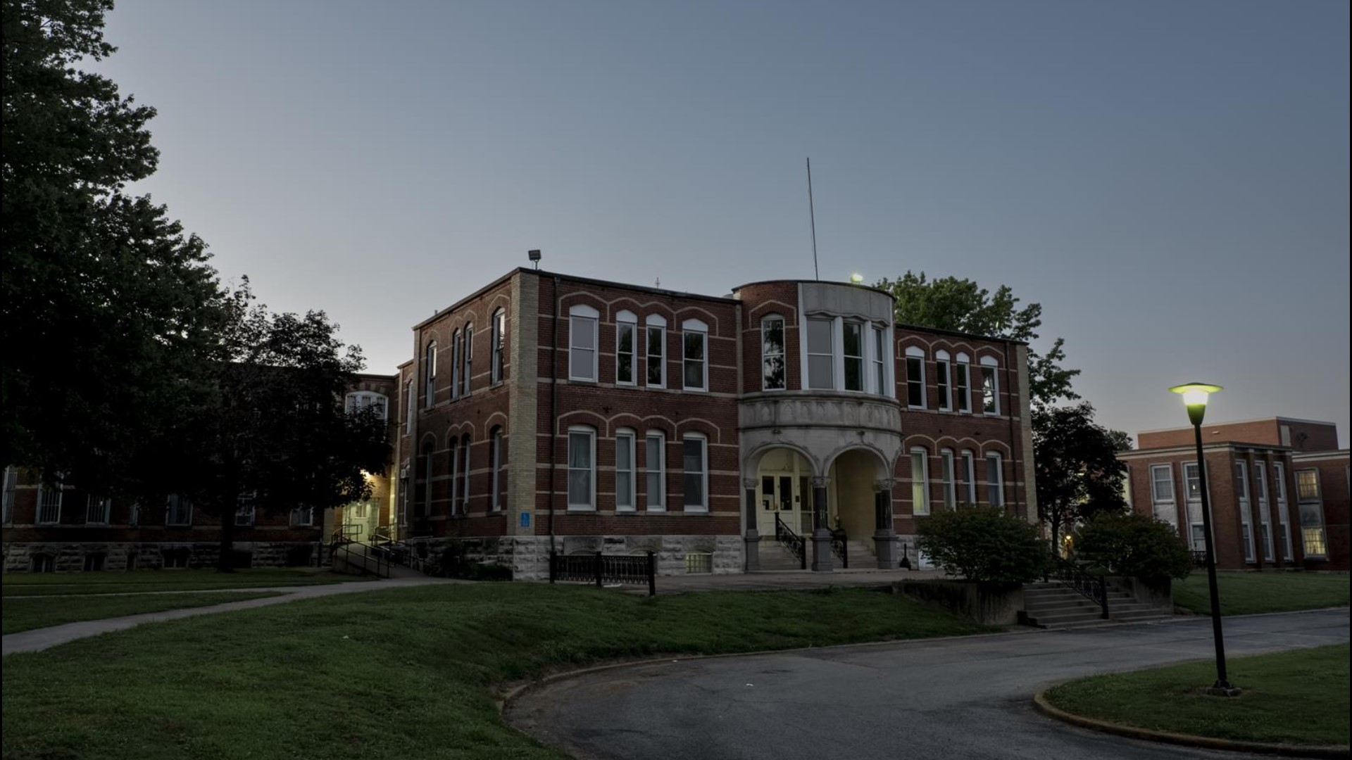 Investigation shows 22 patients charged with crimes at state-run ...
