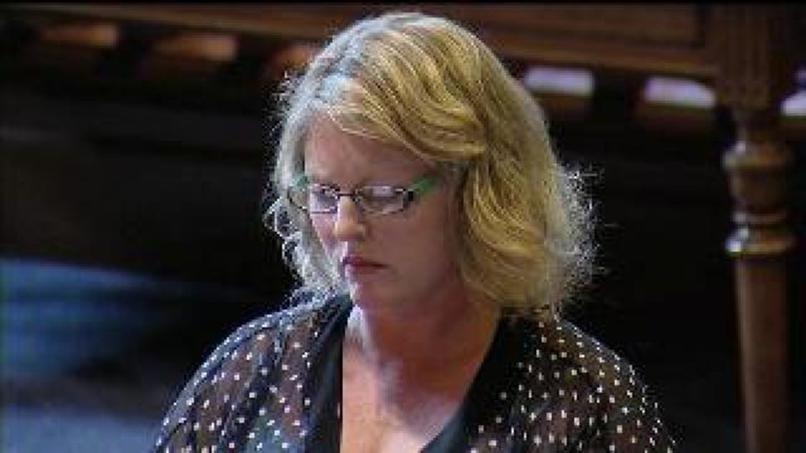 Kristin Holzman surrenders, begins serving prison sentence | wqad.com