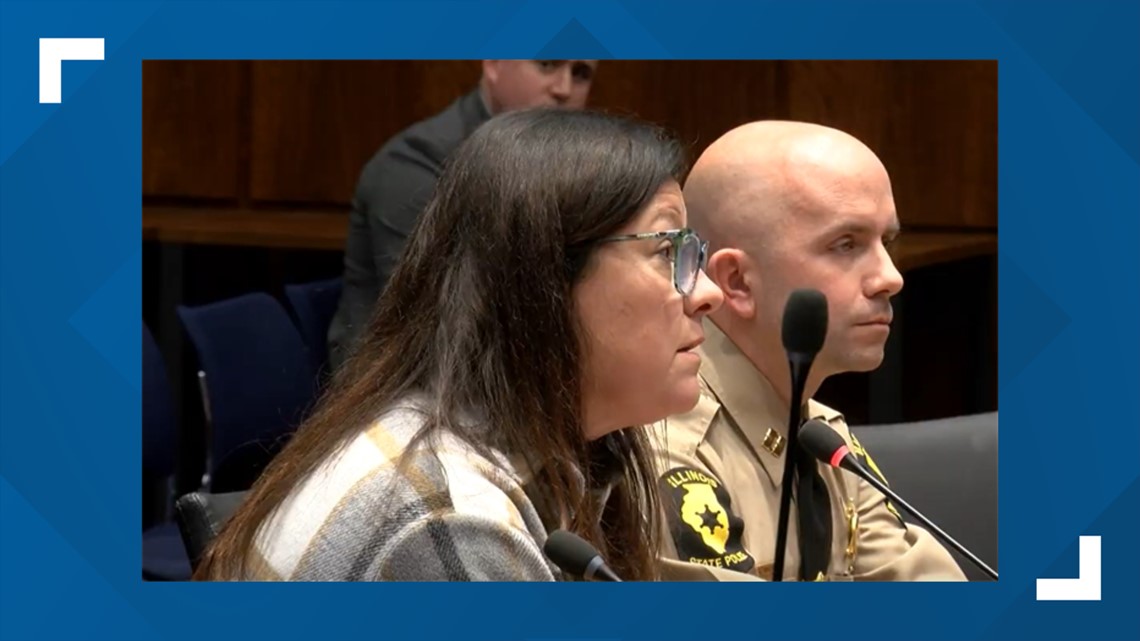 Illinois assault weapons registration rules still unresolved | wqad.com