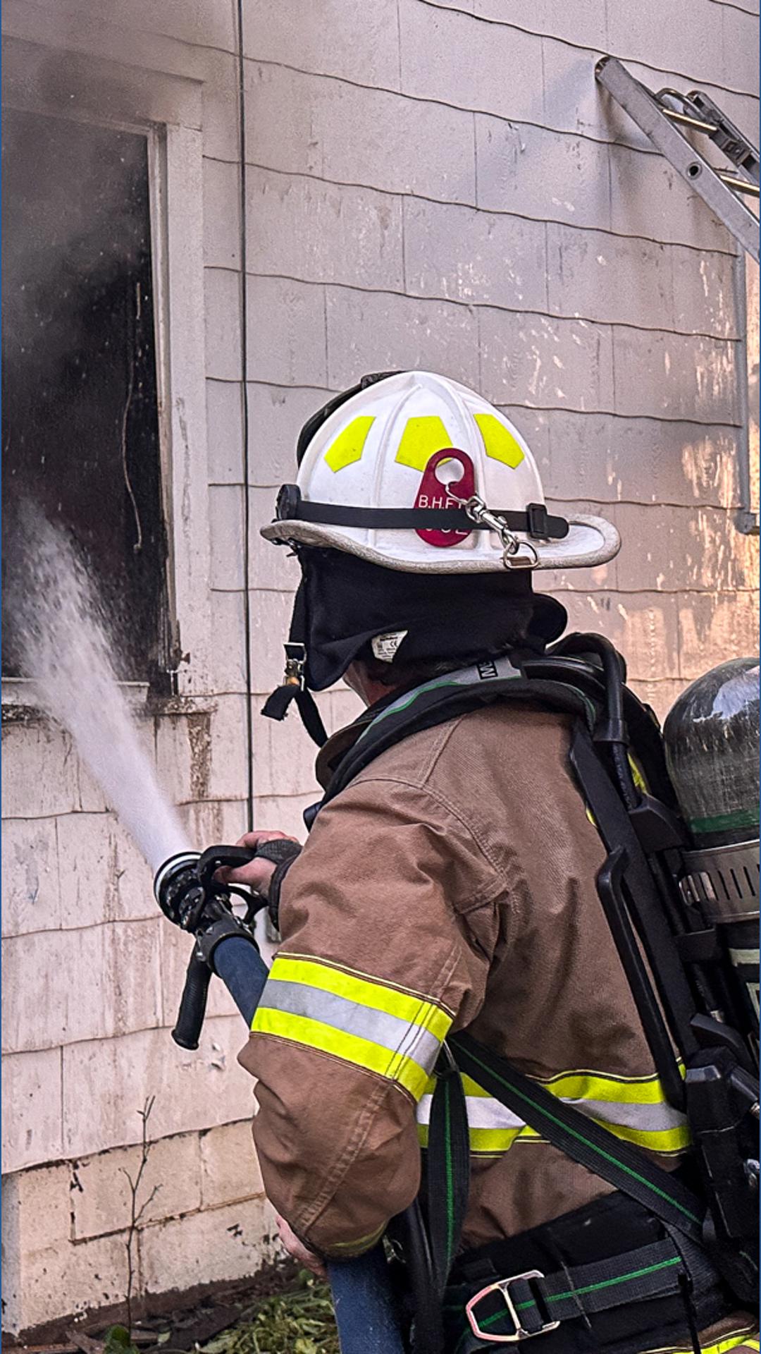 Firefighters battle Sunday morning blaze in Milan | wqad.com