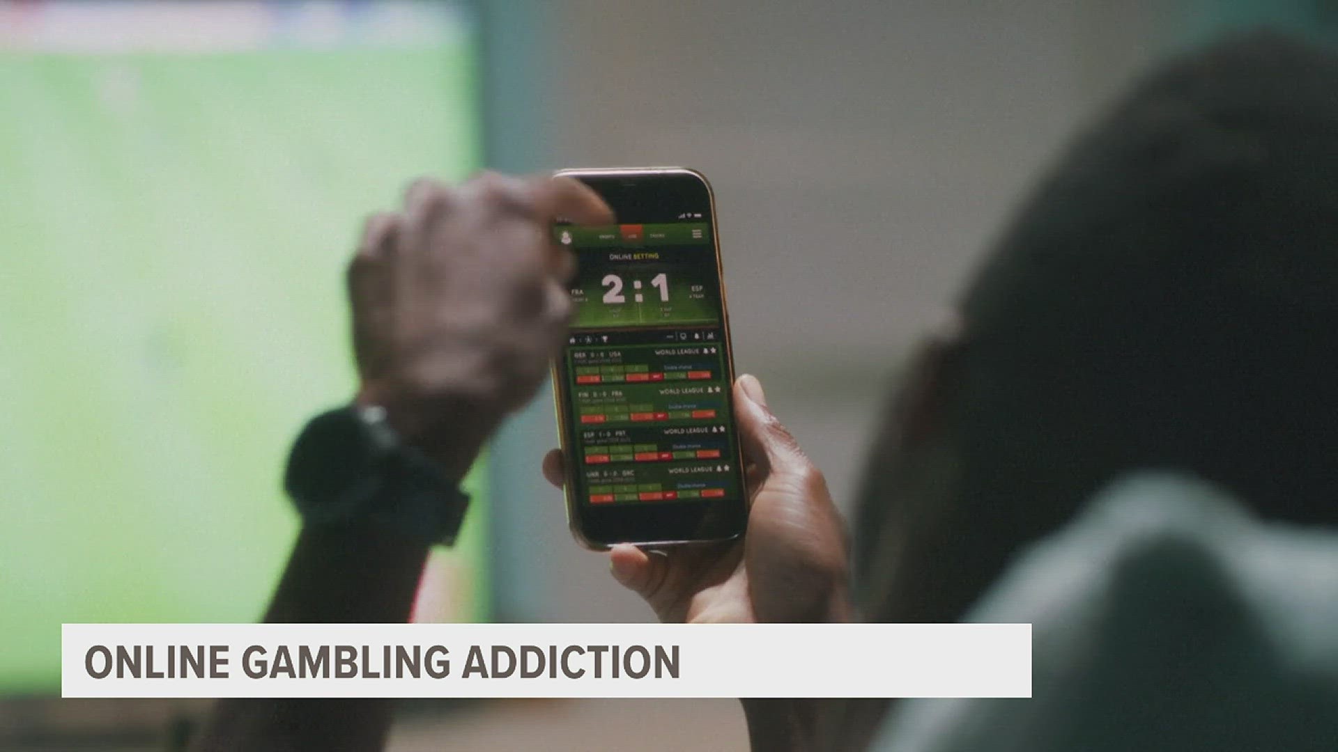 New evidence shows thousands of teenagers struggling with online ...