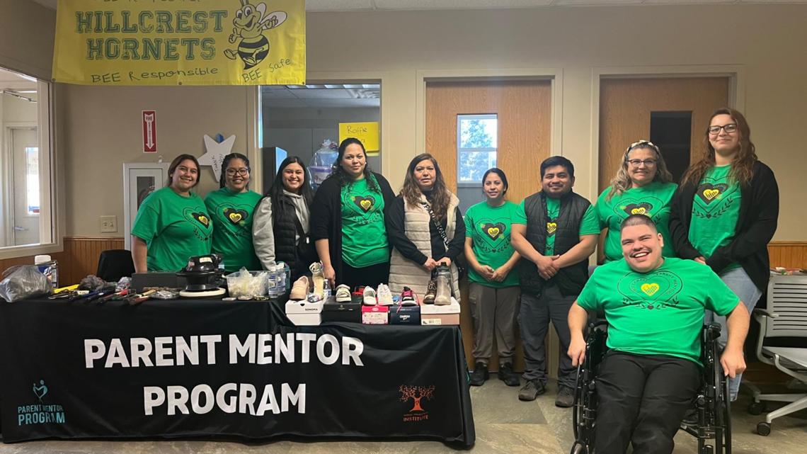 QC Parent mentor program expands to Rock Island, now seeking volunteers | wqad.com