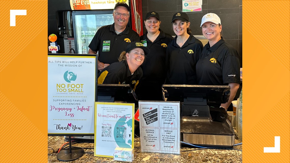 Volunteer opportunities at Hawkeyes concession stands | wqad.com