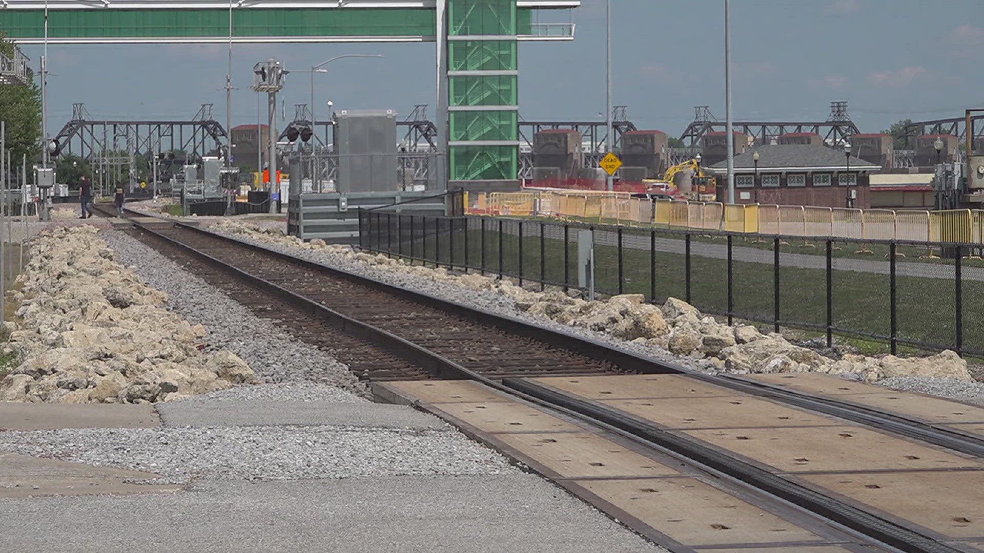 Davenport moving closer to adding quiet zones to downtown railroad ...