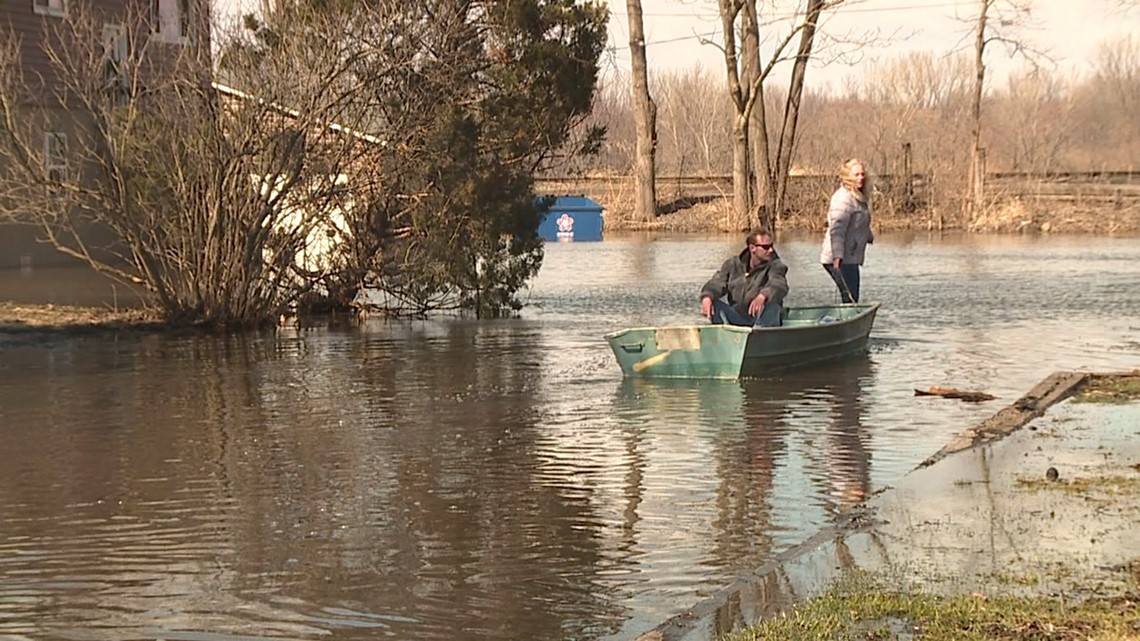 Barstow resident using a boat to get to flooded home | wqad.com