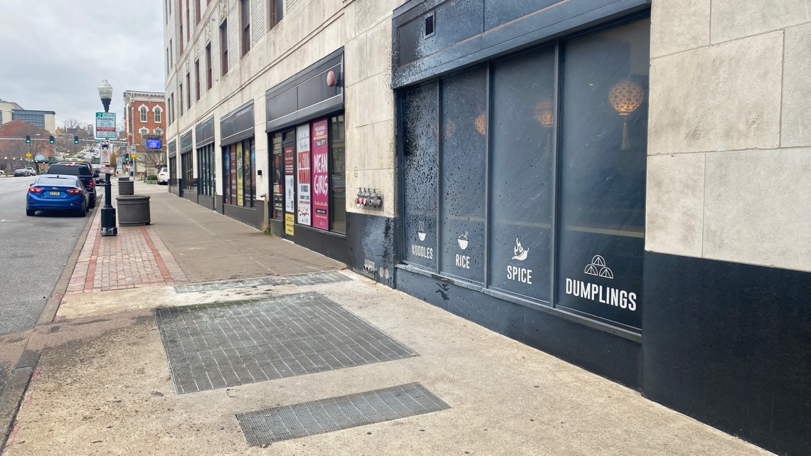 Downtown Davenport filled with smoke after underground transformer ...