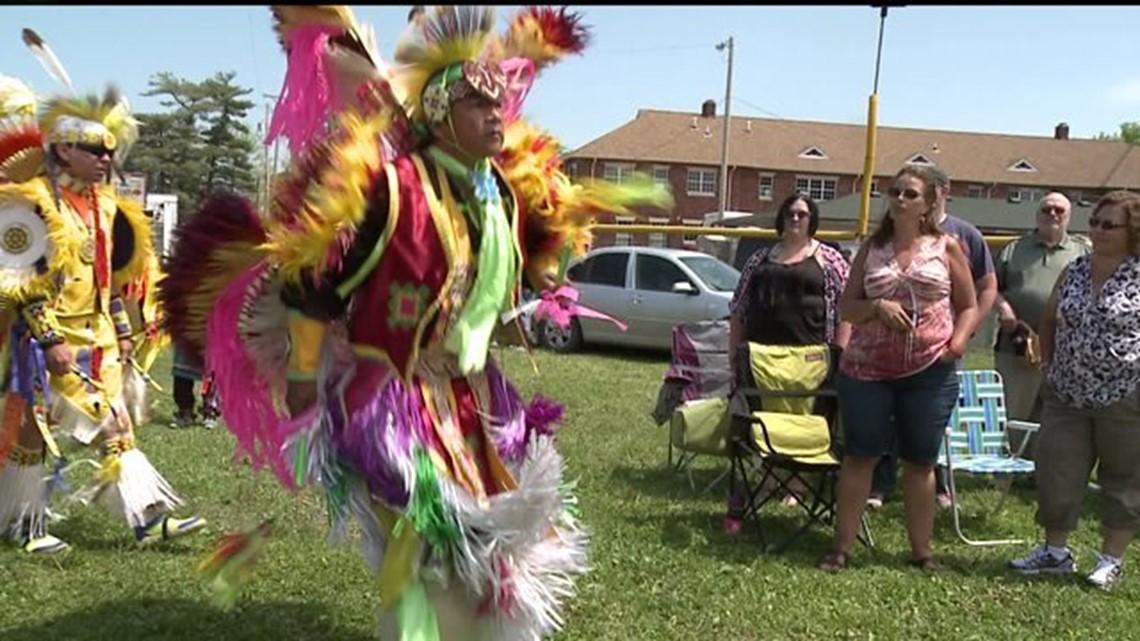 Algonquin Powwow unites tribes from along the Mississippi River | wqad.com