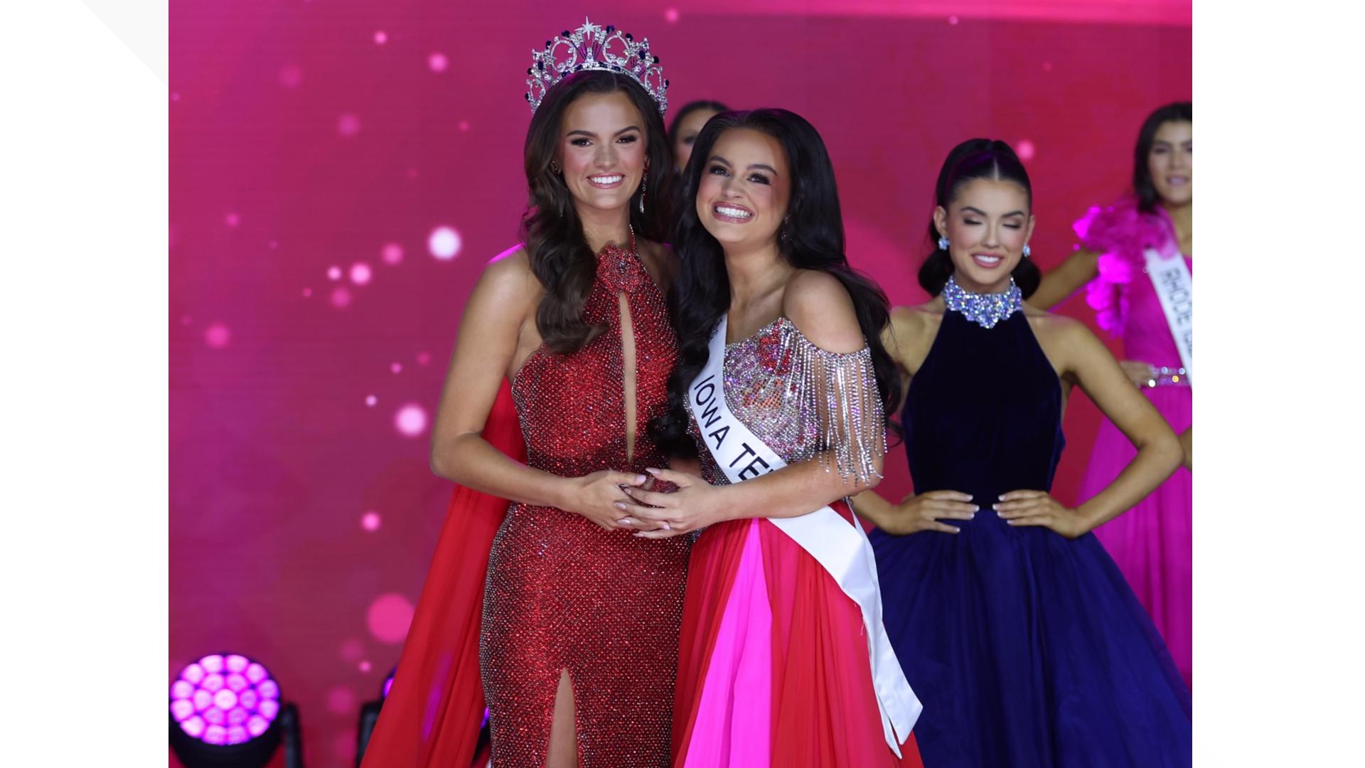 Iowa’s Charlotte Lange wins Chelsi Smith Congeniality Award at Miss ...