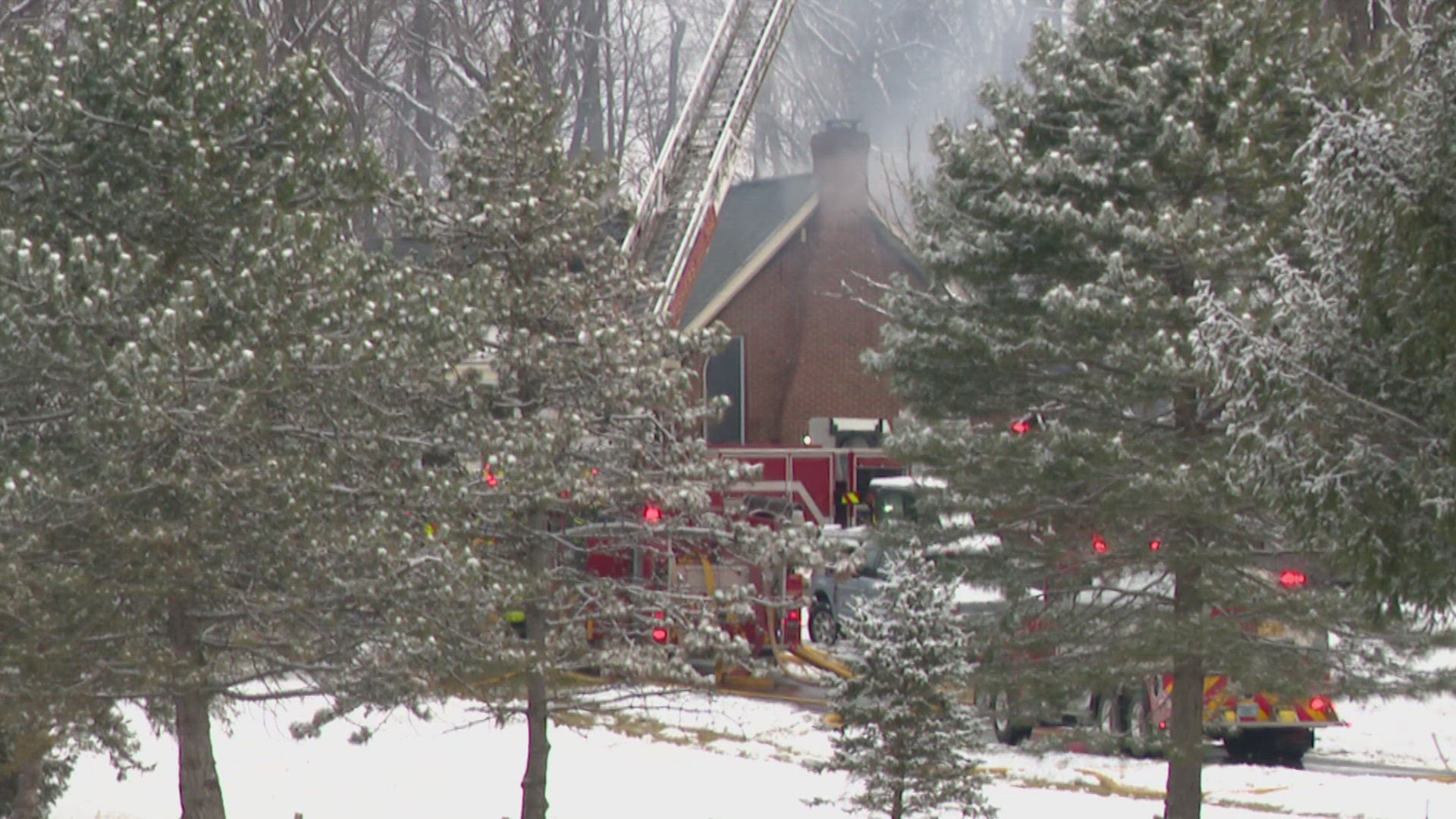 No injuries reported after family escapes Fishers house fire | wthr.com