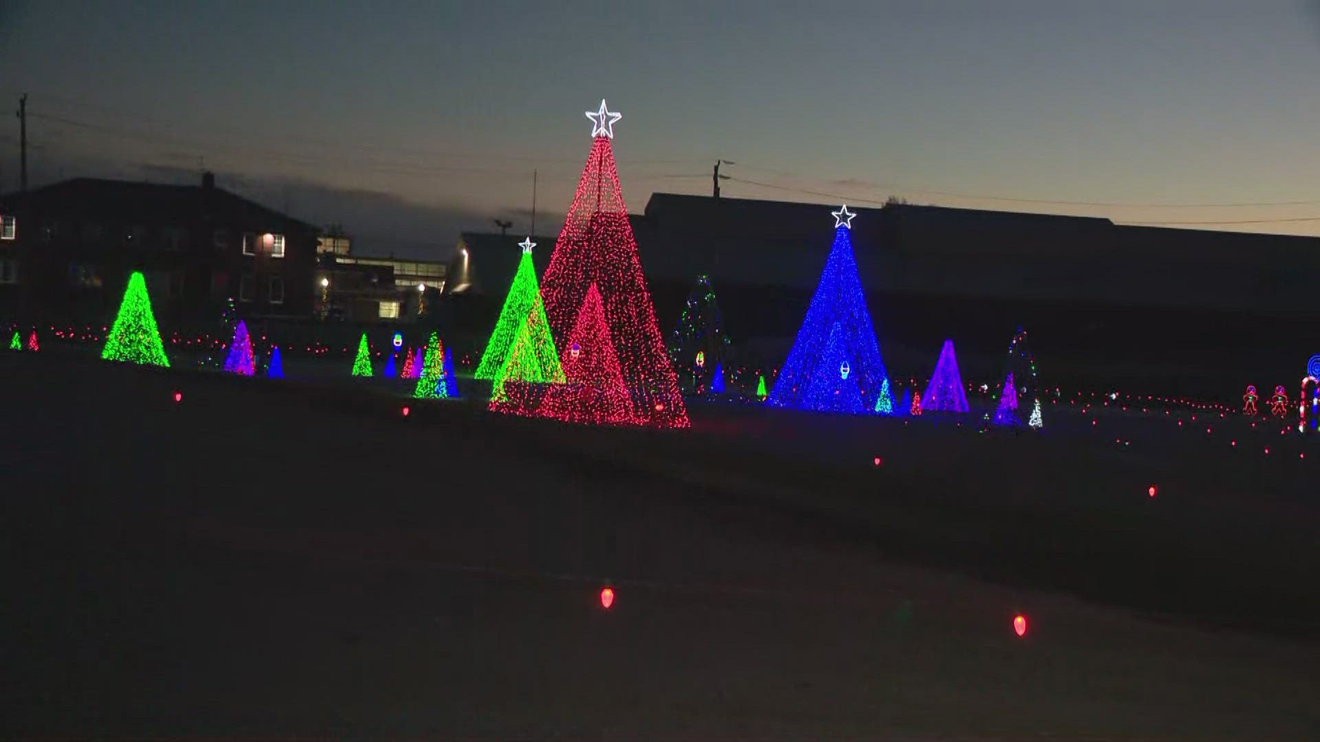 'Christmas Night of Lights' opens at Indiana State Fairgrounds | wthr.com