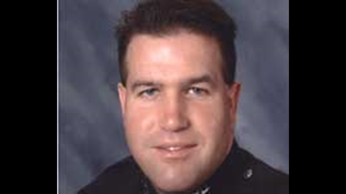 Parachute malfunction kills Elkhart police officer | wthr.com