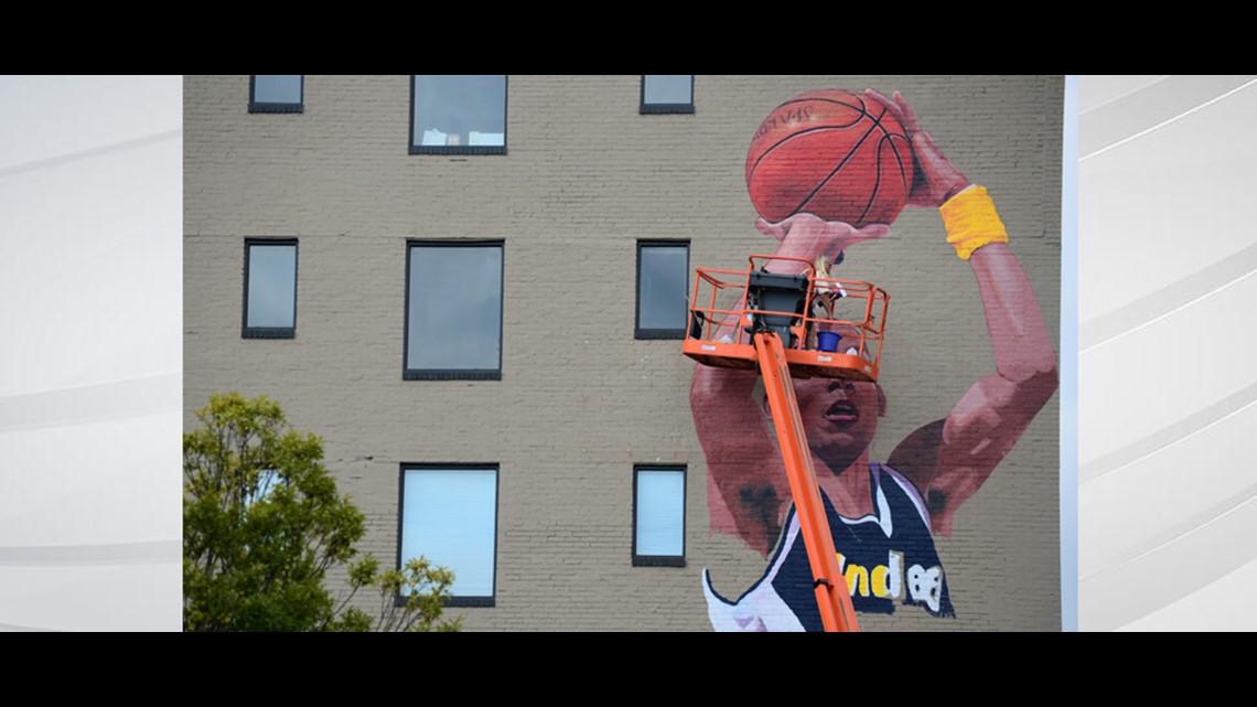Boom baby! Reggie Miller mural being painted in downtown Indy | wthr.com