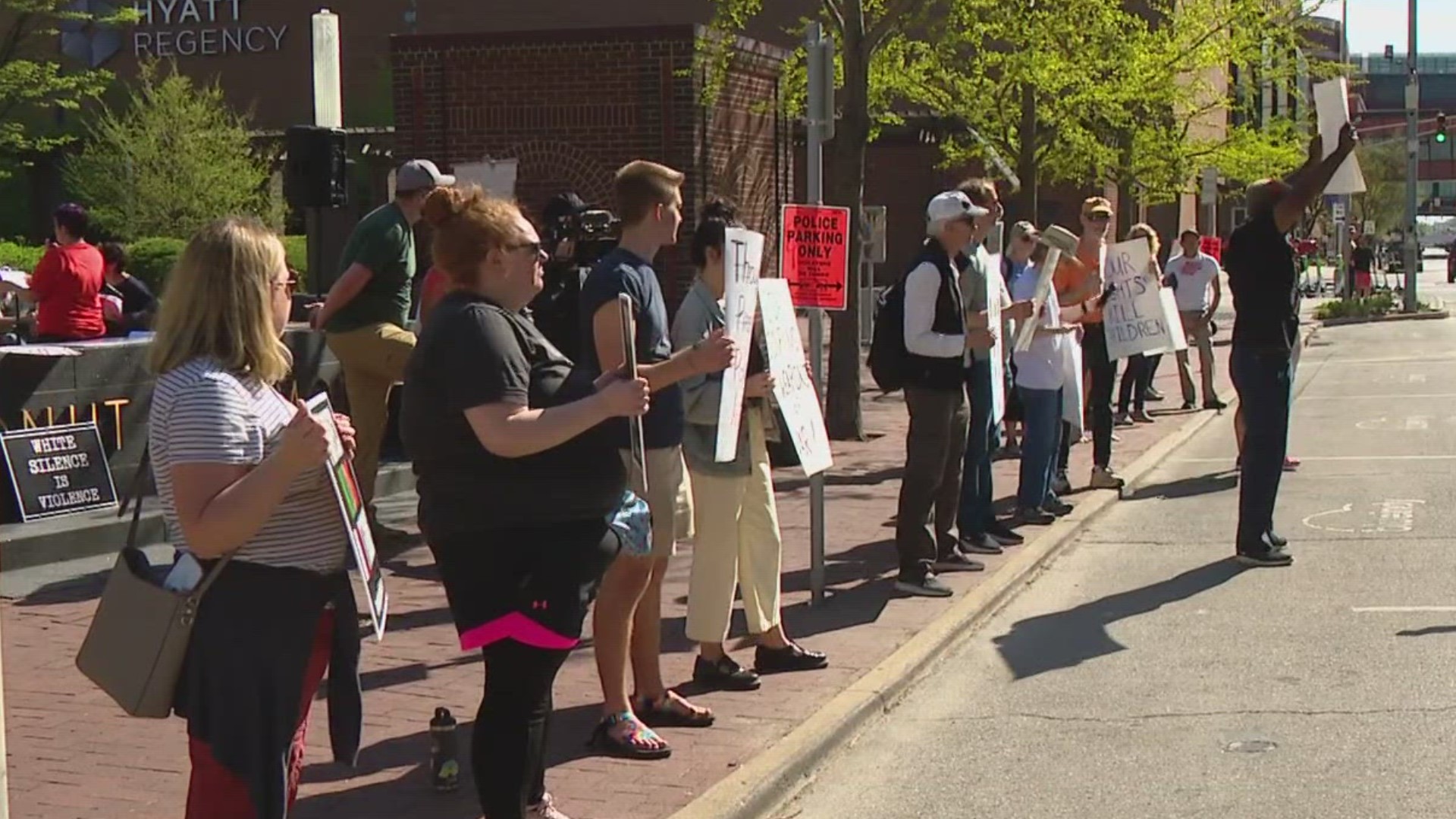 Indianapolis protesters hold 'body count' demonstration | wthr.com