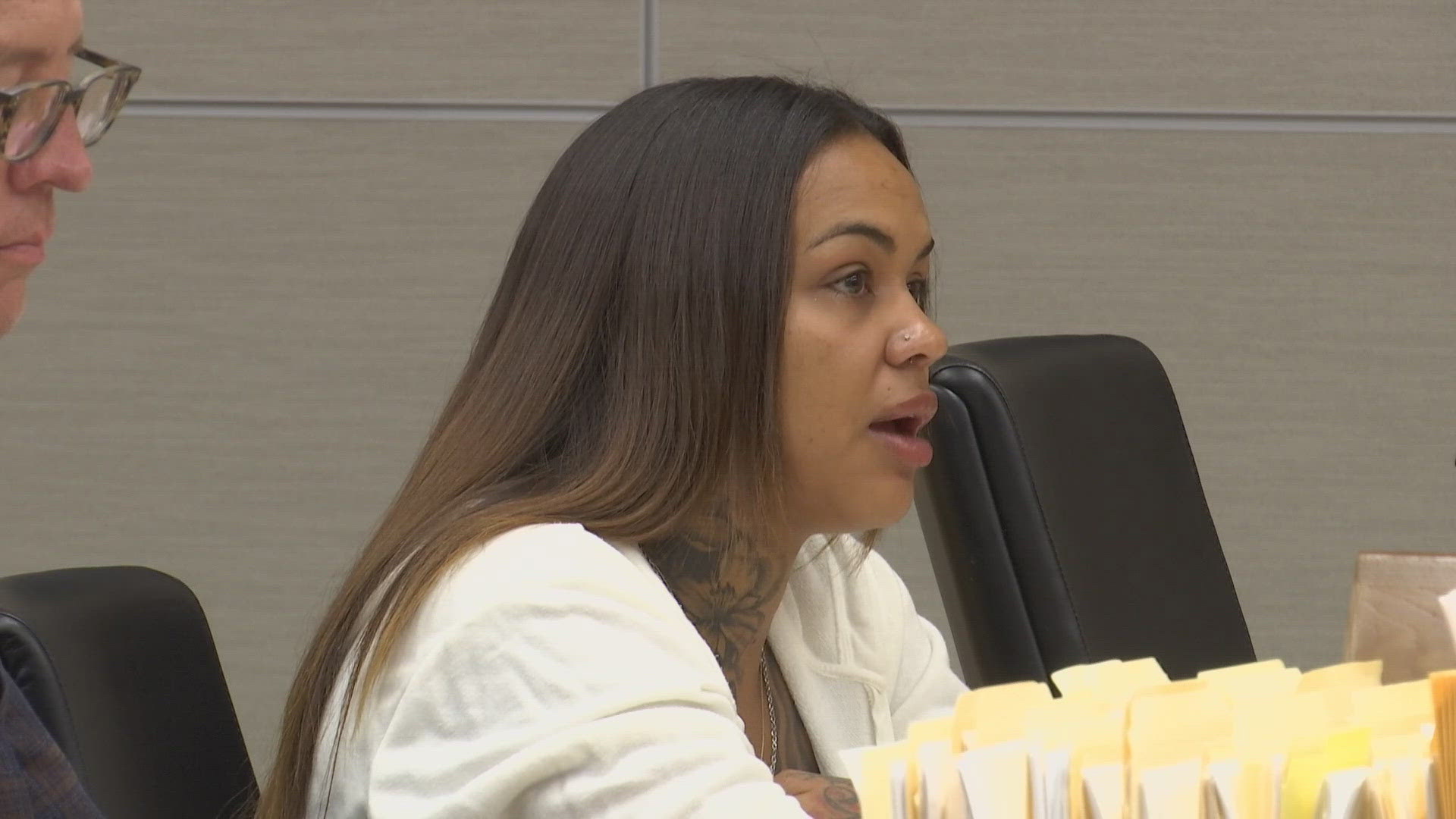 Indy mother appears in court after 2-year-old son allegedly took gun ...