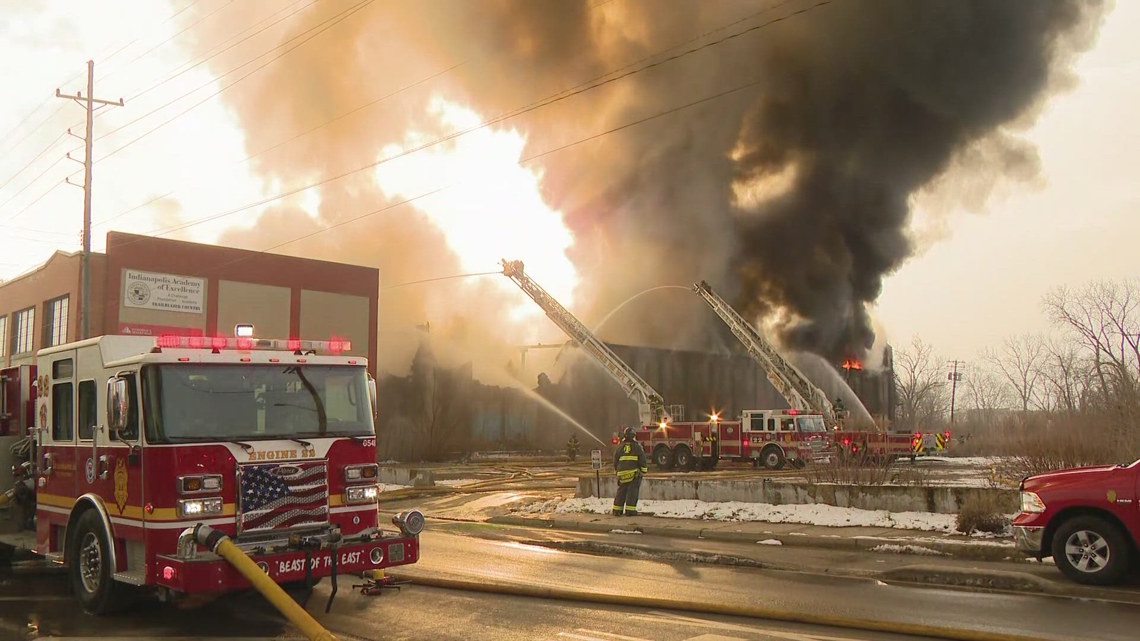 Indianapolis firefighters battle large fire at vacant building on city ...