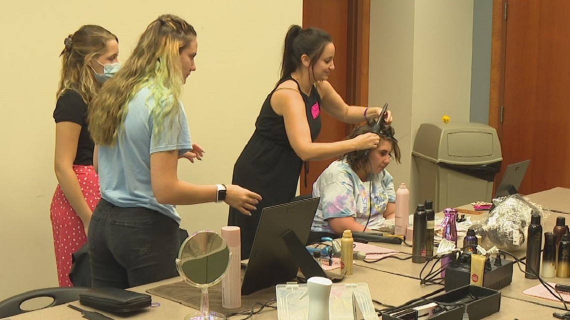 Damar Services’ schools prepare for prom with help from volunteers ...