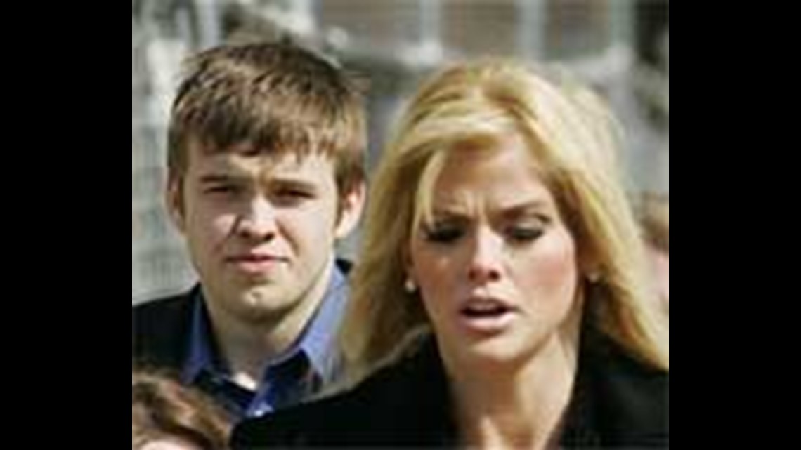 Doctor: Drug combo killed Anna Nicole's son | wthr.com