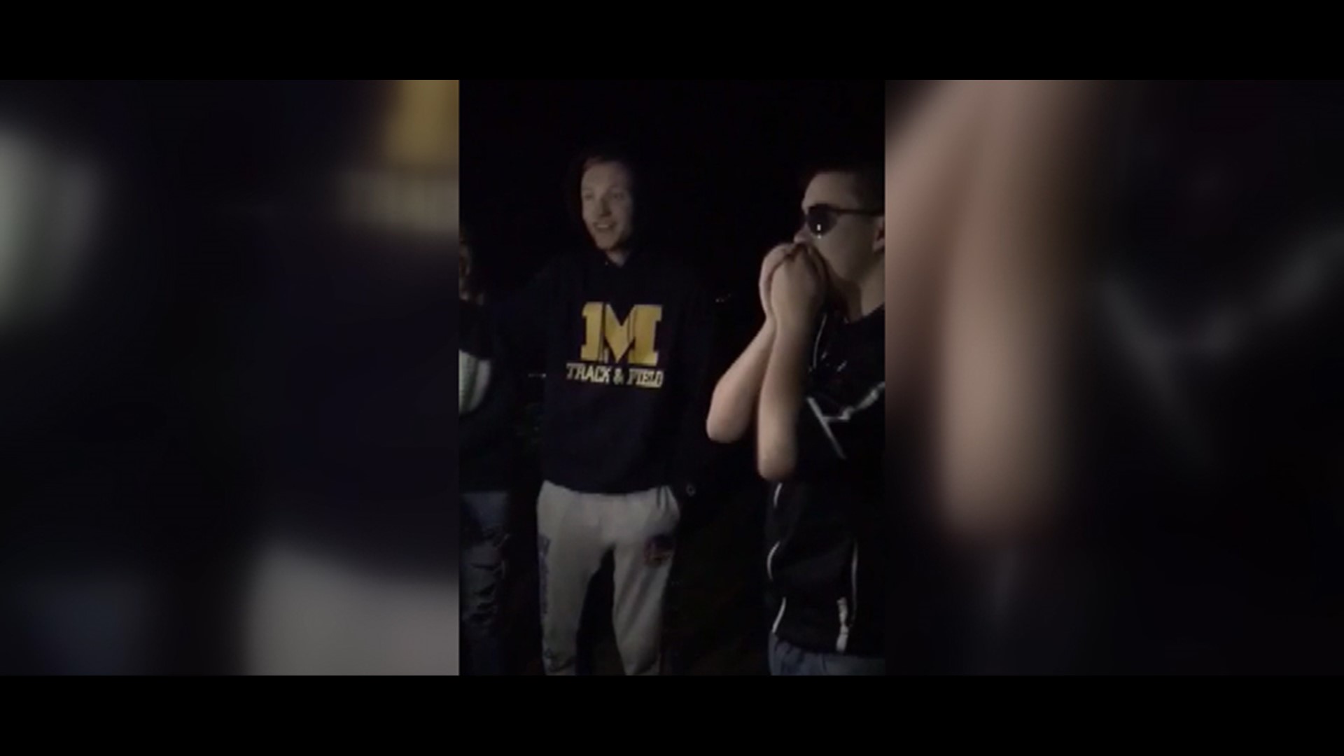 WATCH: Color blind Mooresville teen sees Christmas colors for the first ...