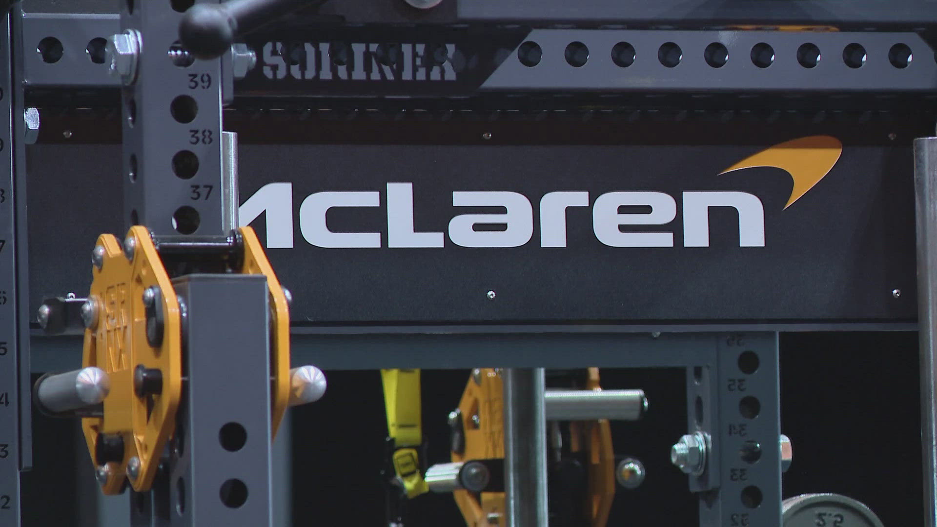 Arrow McLaren unveils new racing headquarters | wthr.com