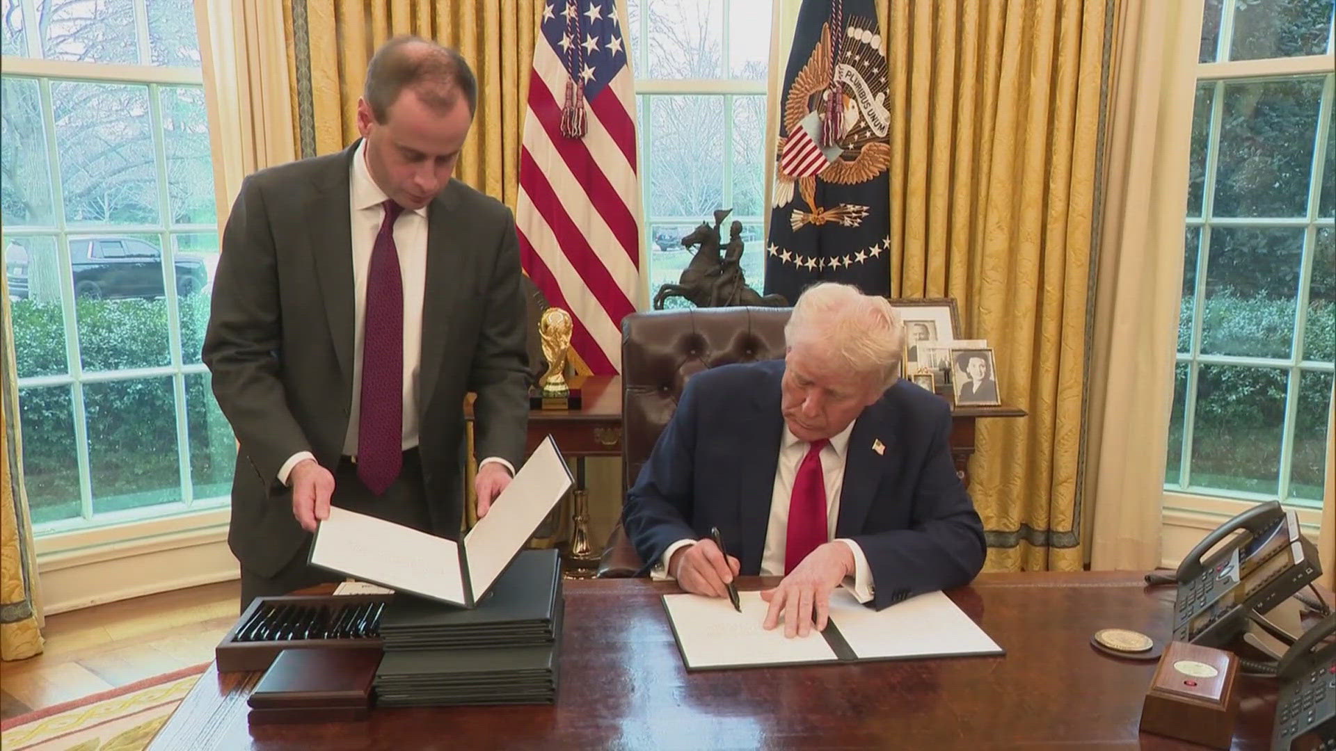 President Trump signing executive order to get rid of Department of ...
