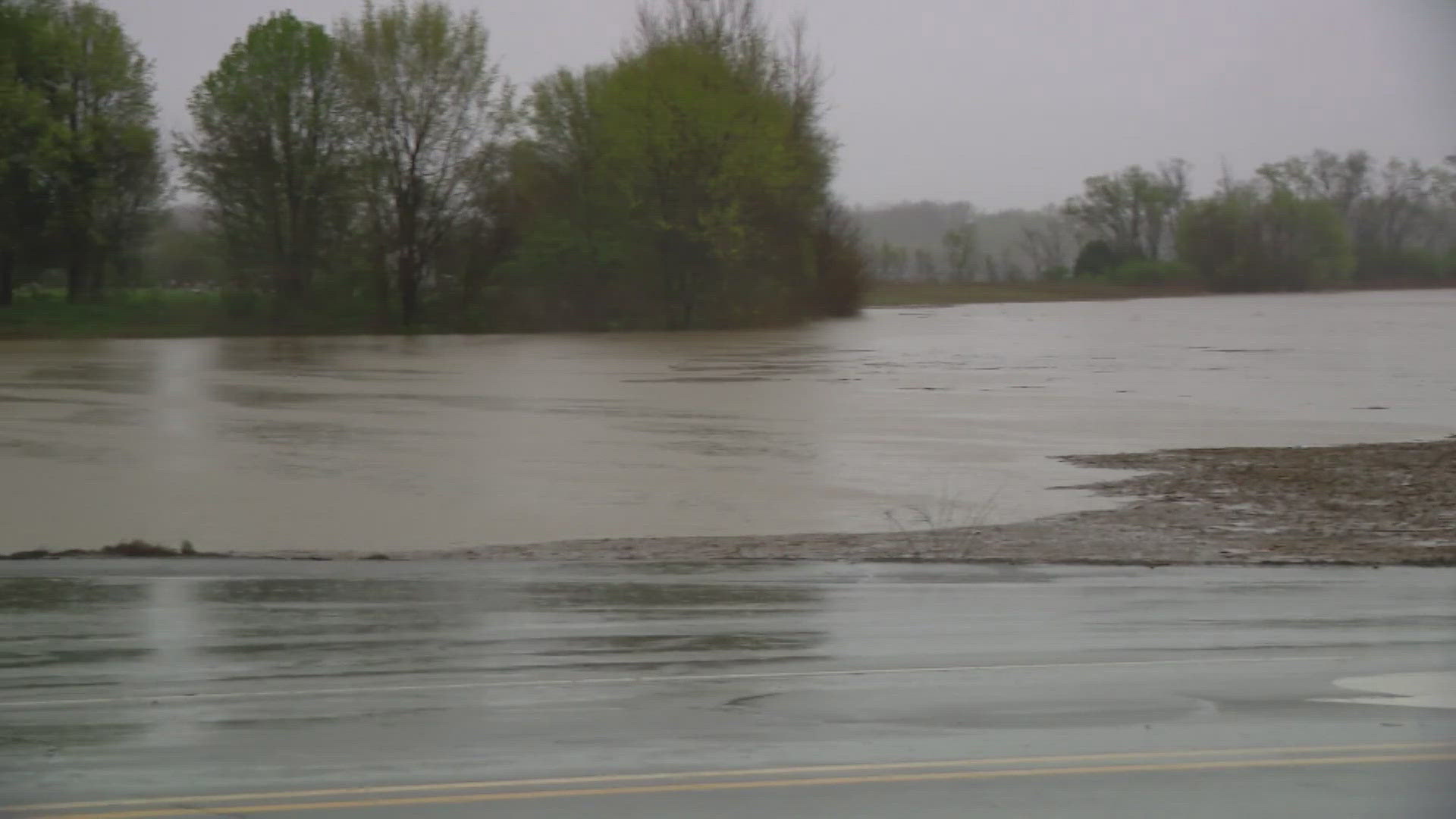 Red Cross shelter opens in Bartholomew County amid flash flooding in ...