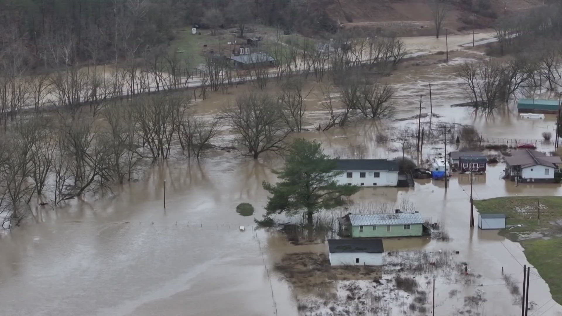 Hoosiers join Kentucky rescue missions as state battles deadly flooding ...