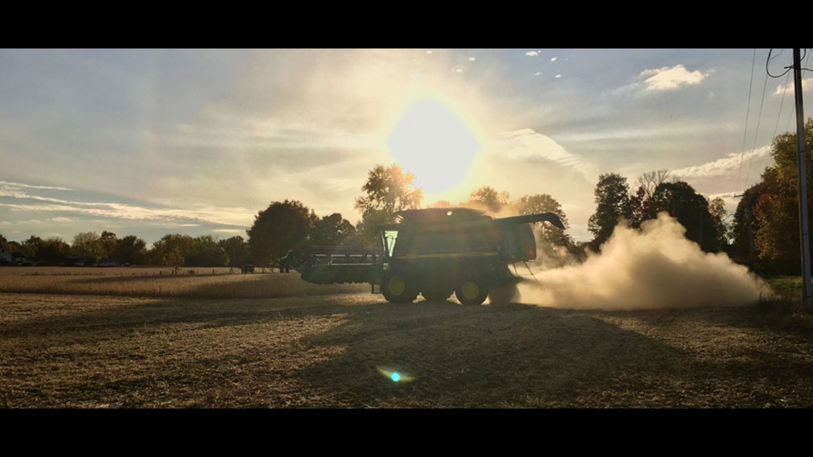 Farmers come to help work family's fields after deadly accident | wthr.com
