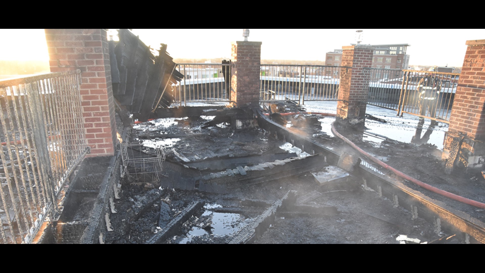 Large building fire breaks out downtown Friday morning | wthr.com