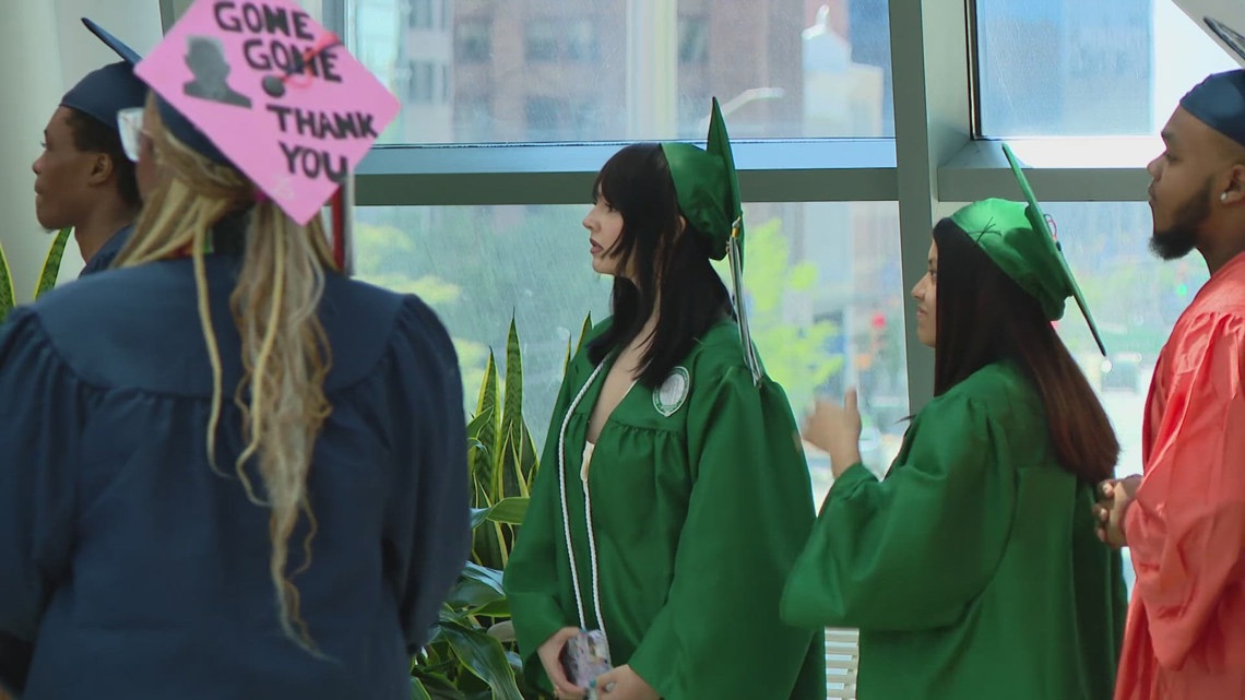 Simon Youth Foundation helps 30,000 at-risk students graduate | wthr.com