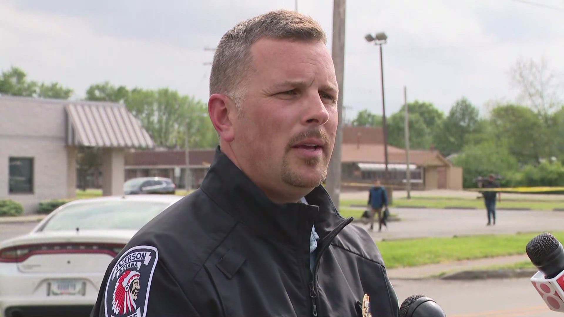Police give update on officer, suspect shot in Anderson, Indiana | wthr.com