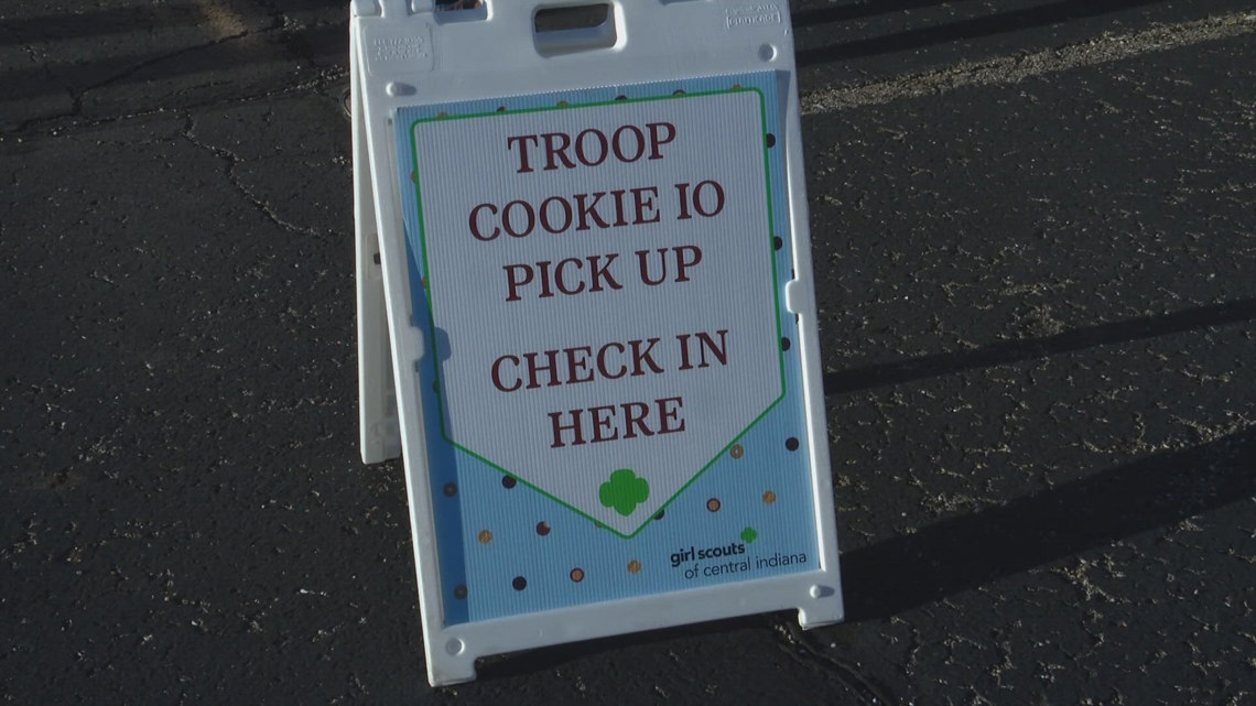 Girl Scout cookies delivered to U.S. troops | wthr.com