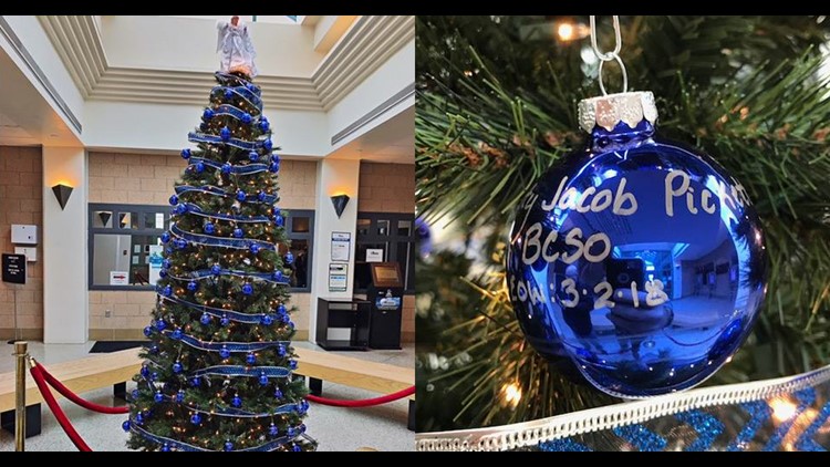 Sheriff's department Christmas tree is a memorial to 142 fallen ...