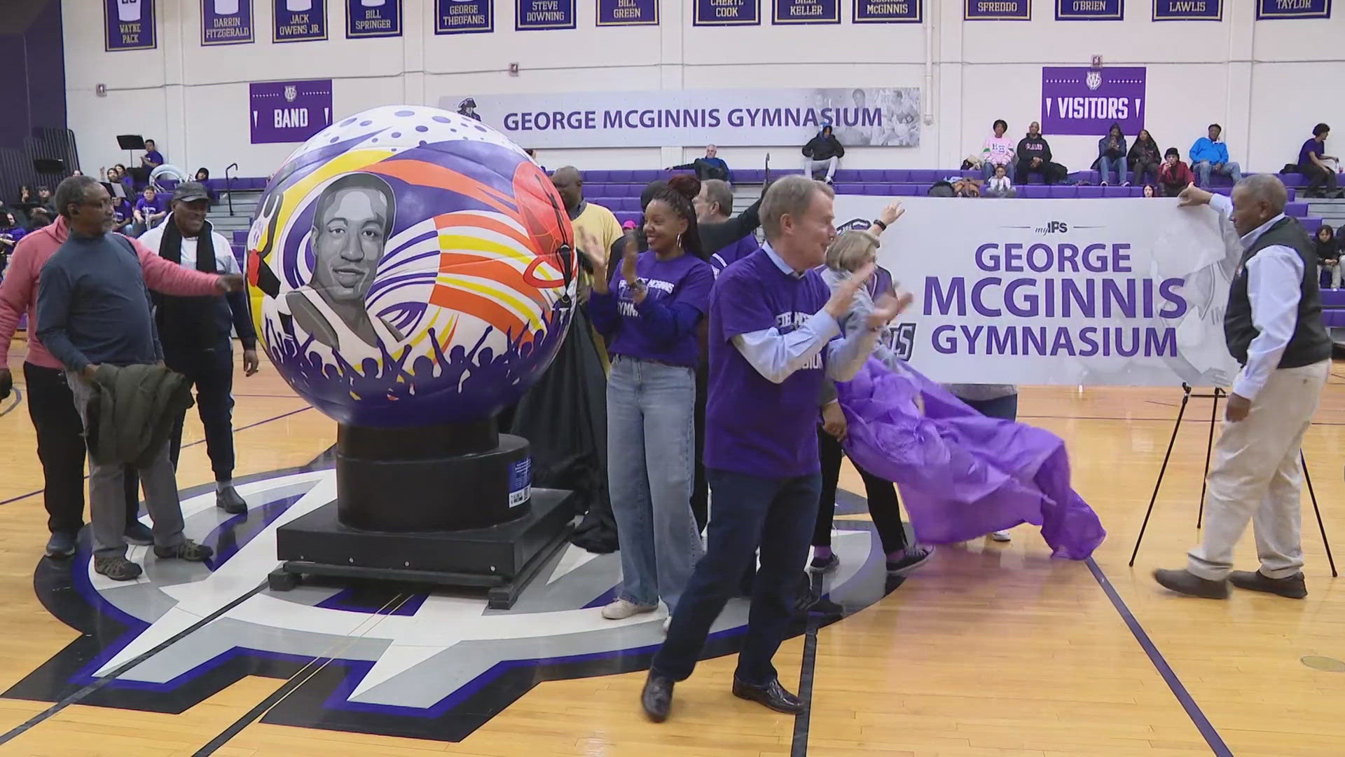 George Washington High School gym dedication honors legend George ...