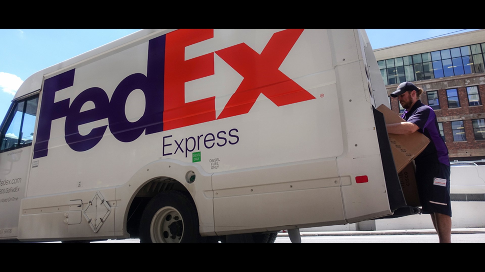 FedEx is looking to hire 1,700 positions in Indianapolis for the ...
