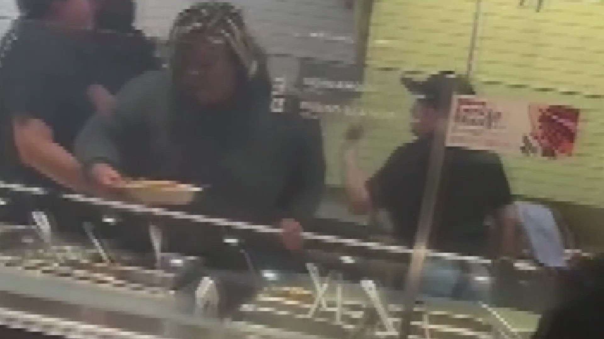 VIDEO: Chipotle customer attacks employee after she says they got her order wrong | wthr.com