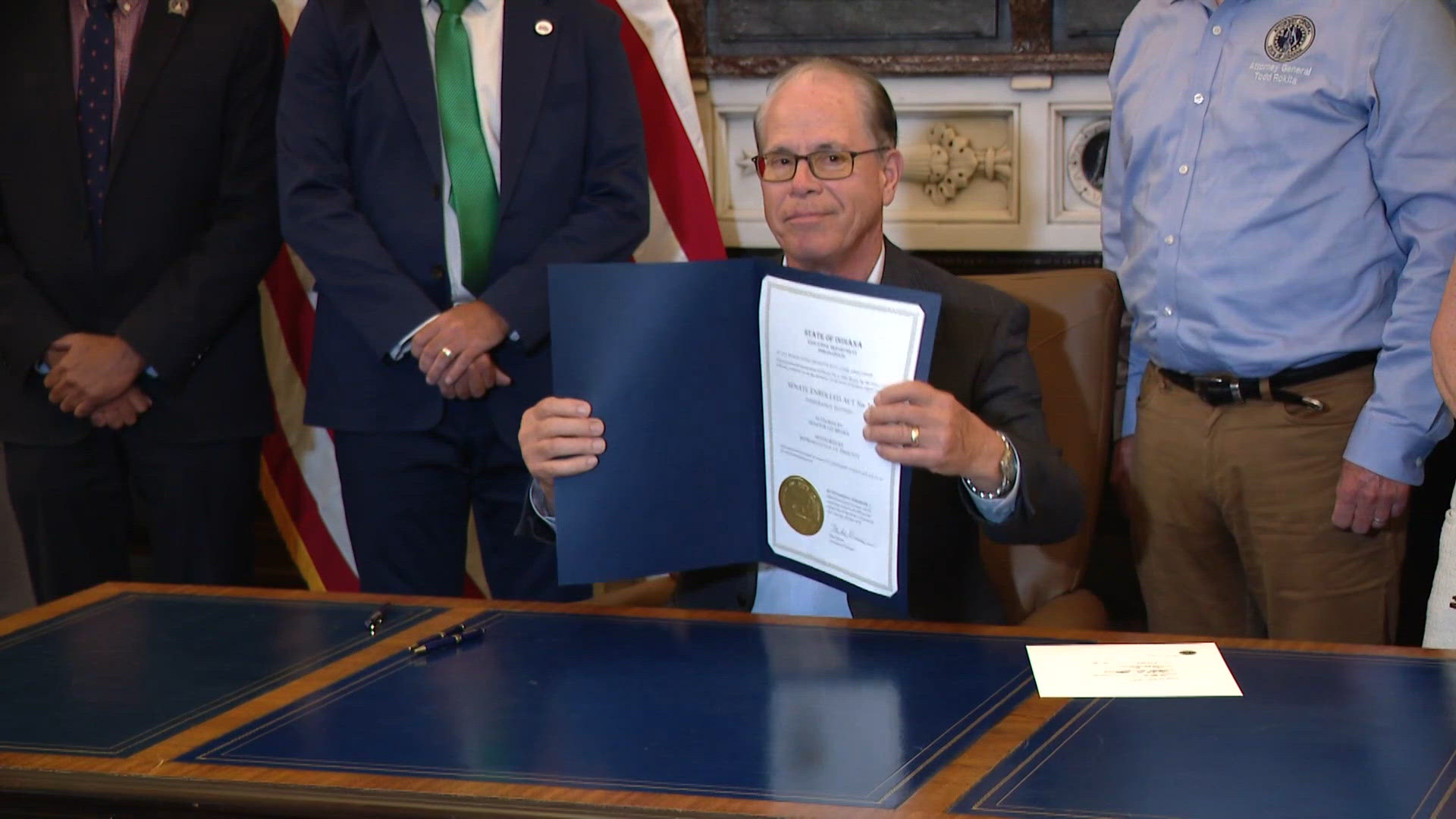 New Indiana law to tighten immigration enforcement set to take effect ...