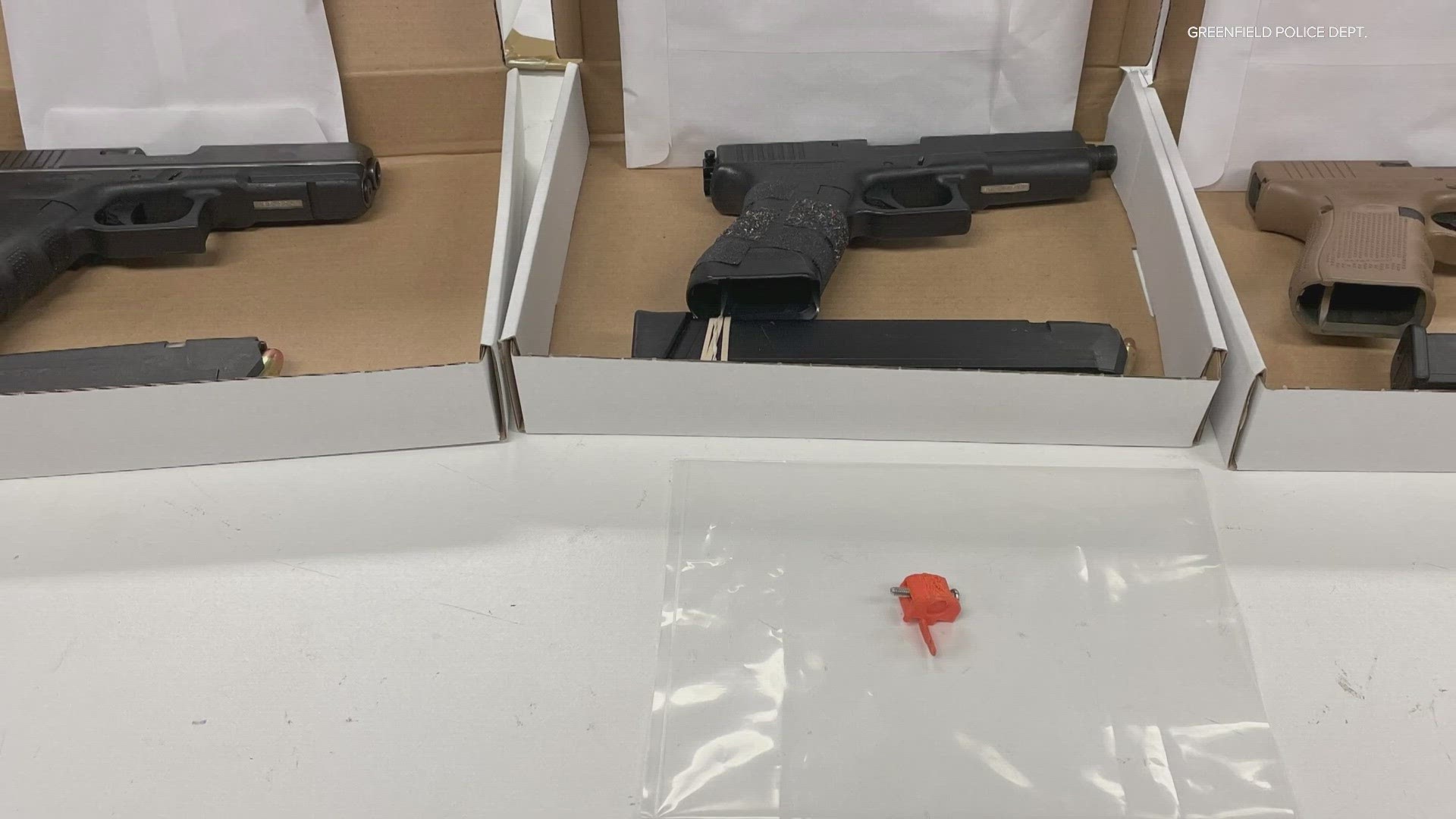 Greenfield 17-year-old arrested for possession of machine guns | wthr.com