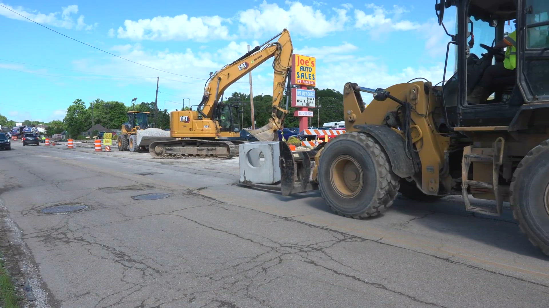 Construction of IndyGo Blue Line underway on Indy's west side | wthr.com